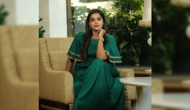 ரம்யா நம்பீசனின் 'சூரிய அஸ்தமனக் குறிப்பேடுகள்'! - Kollywood Voice